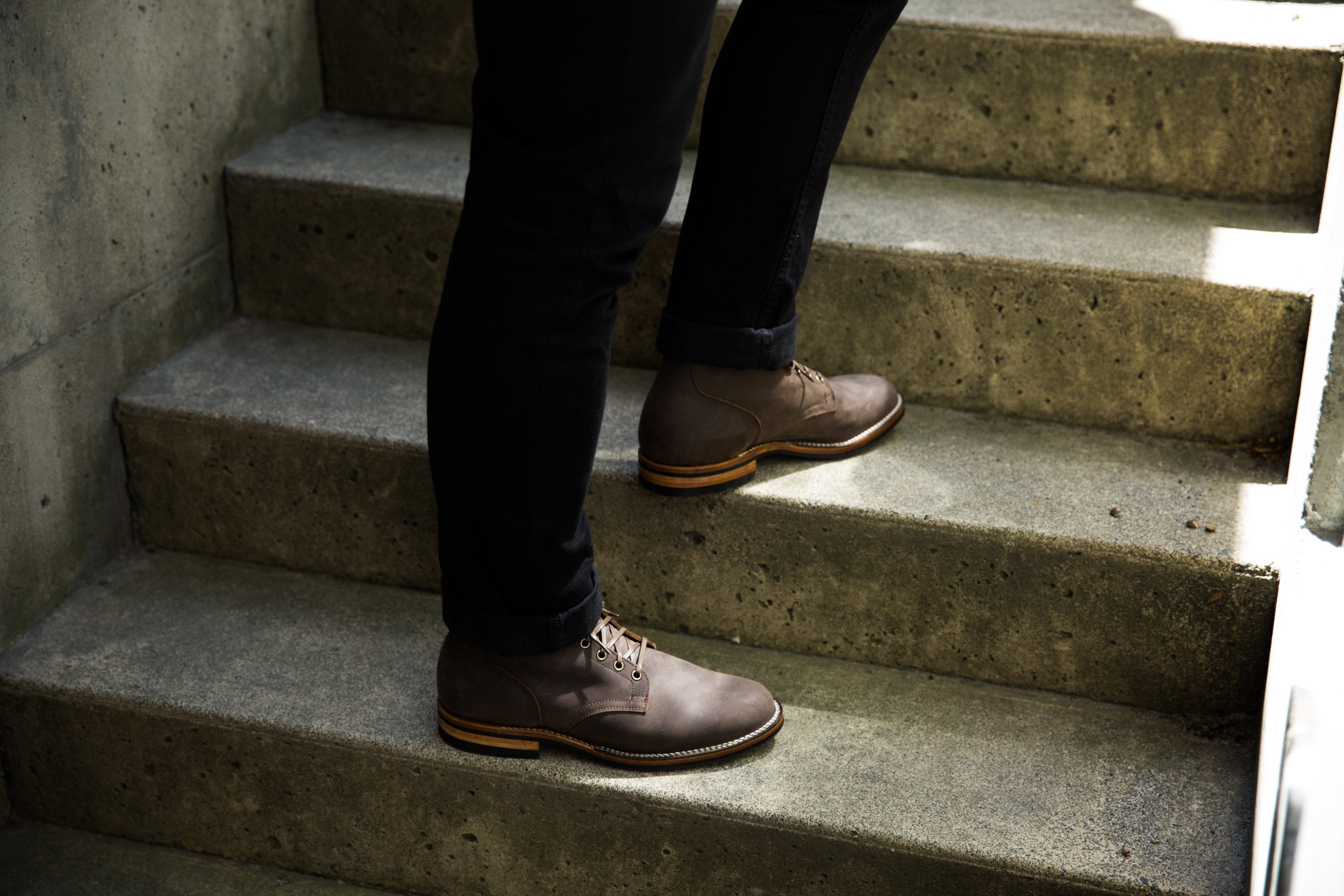 Service Boot Grey Waxed Nubuck – VIBERG
