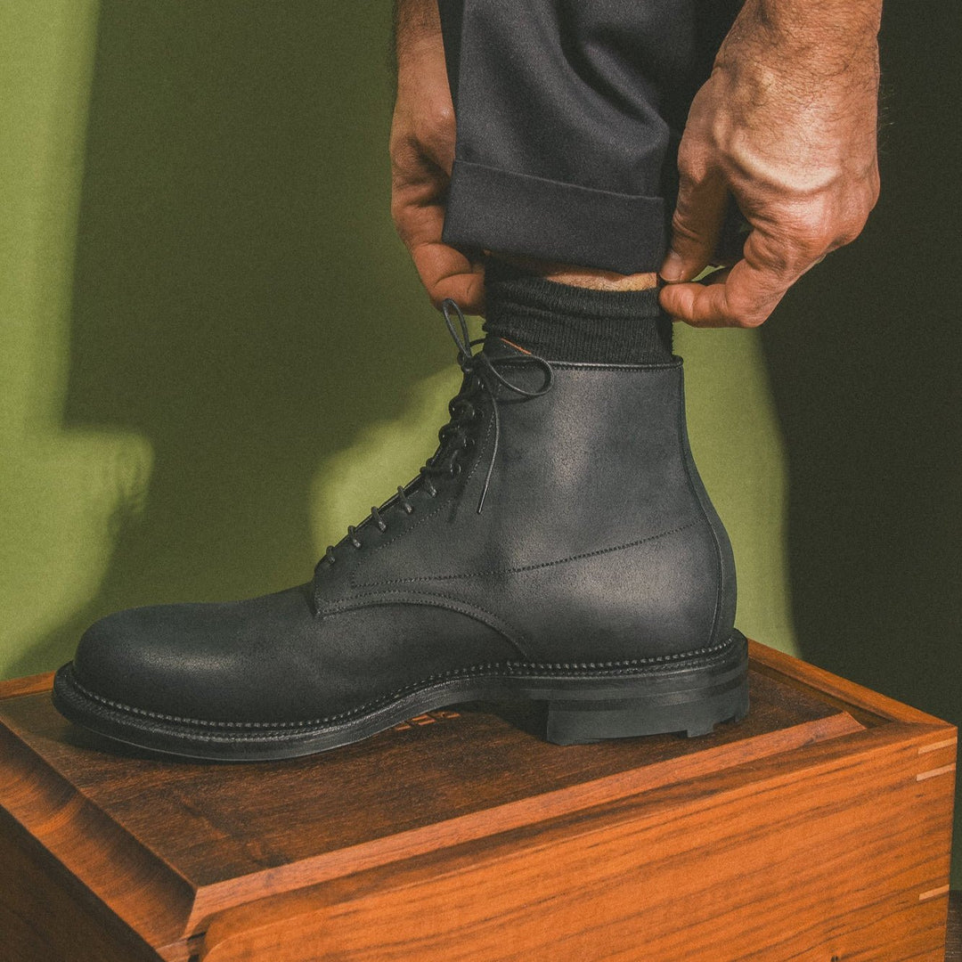 Navvy™ - Black Waxy Commander – VIBERG